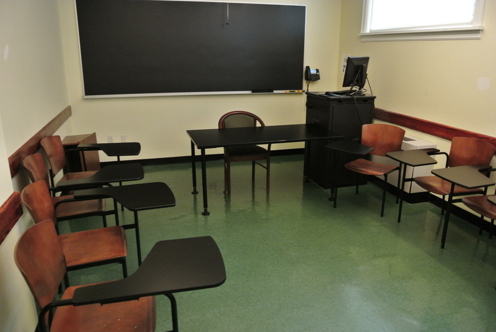 Knox Classroom Information and Photos | University Registrar