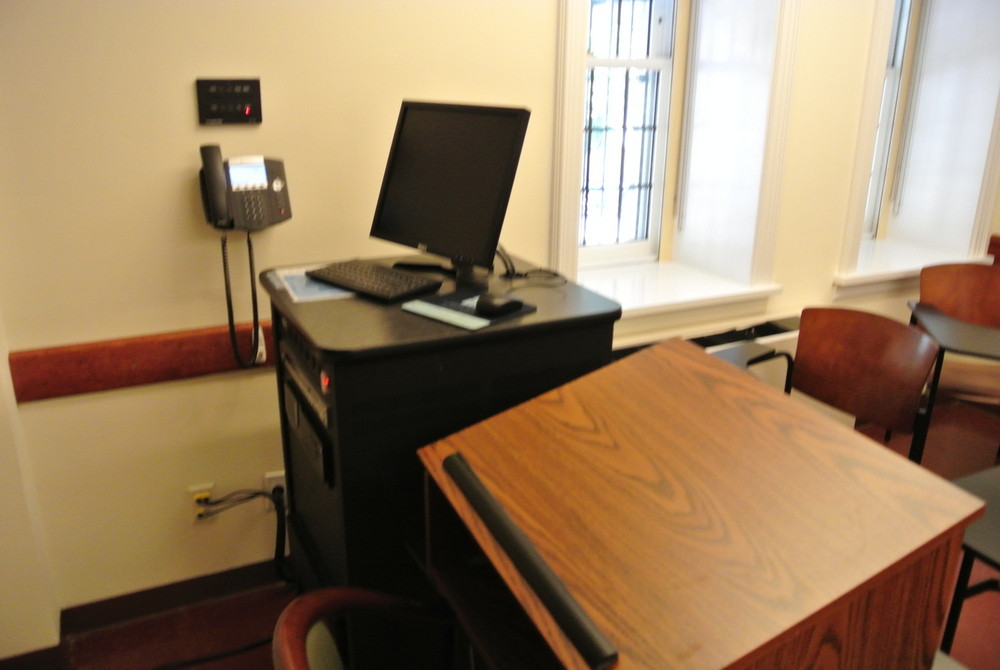 Knox Classroom Information and Photos | University Registrar