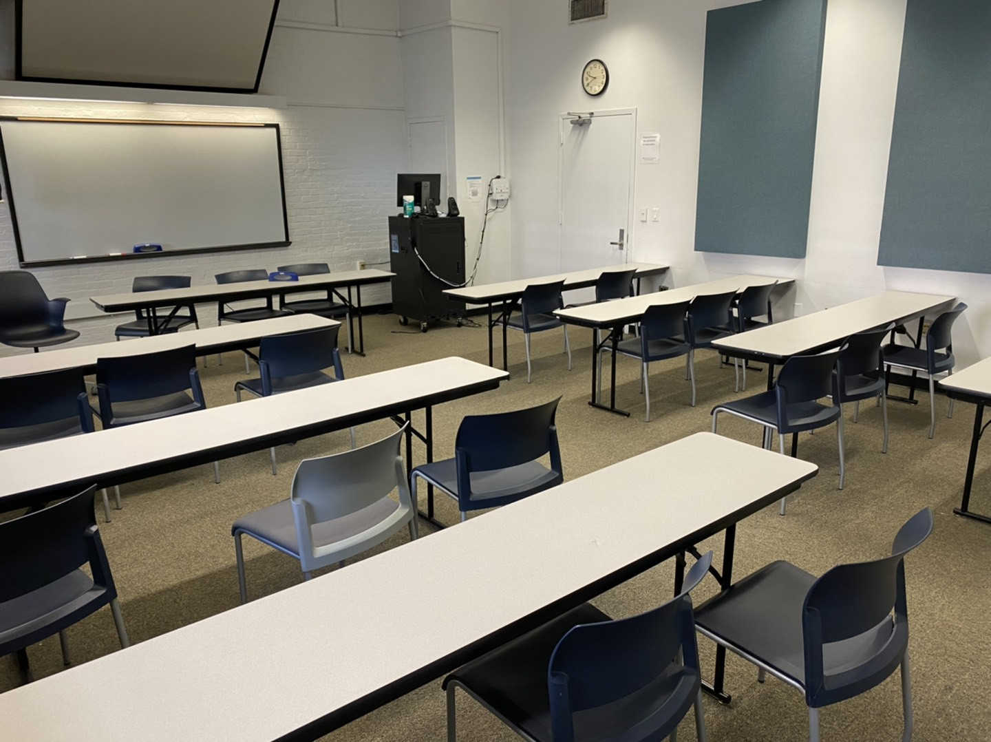 Lewisohn Classroom Information and Photos | University Registrar