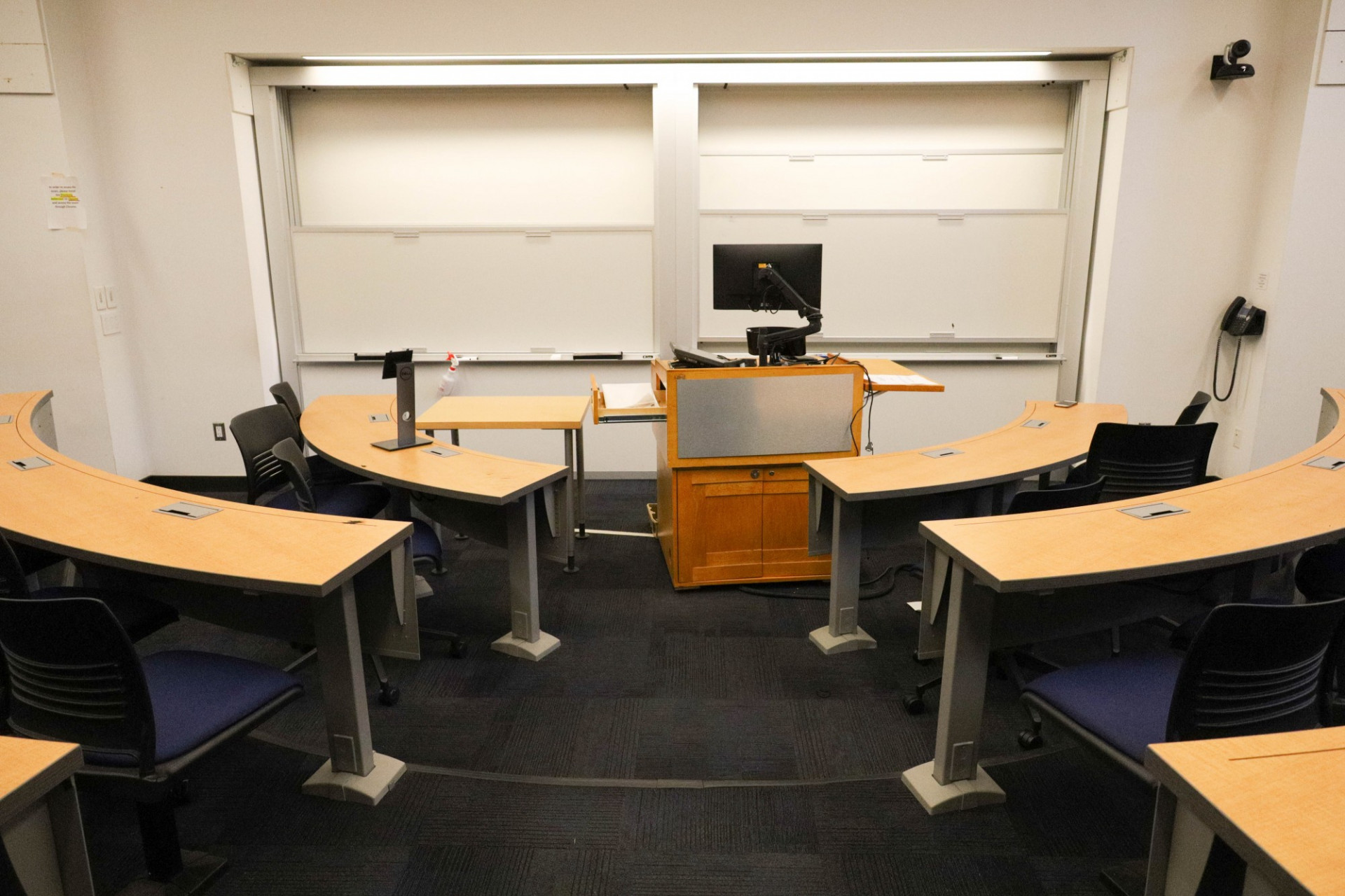 Uris Classroom Information and Photos | University Registrar