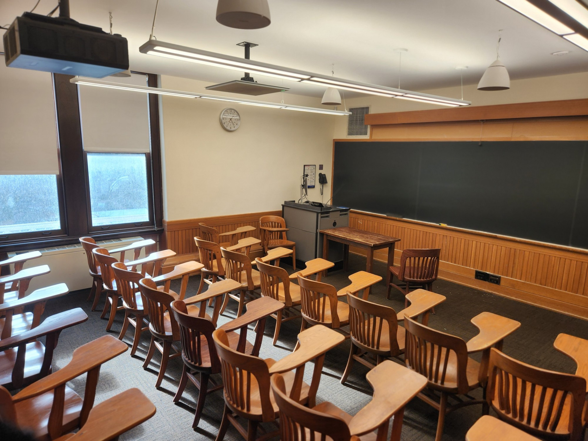 Hamilton Classroom Information and Photos | University Registrar